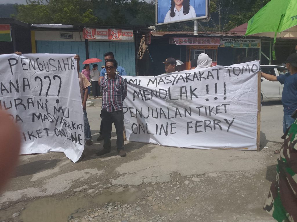 Aliansi Masyarakat Tomok Tolak Pemberlakuan Tiket Online KMF Tao Toba ...